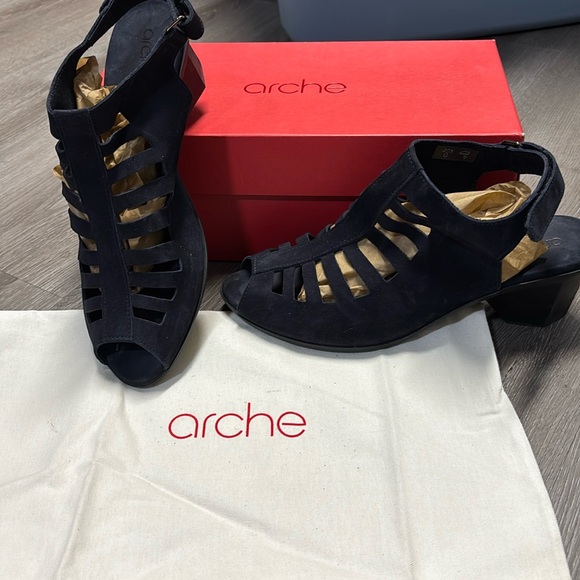 Arche | Shoes | Arche Enexor Shoebeautiful Suede Shoenew In Box | Poshmark